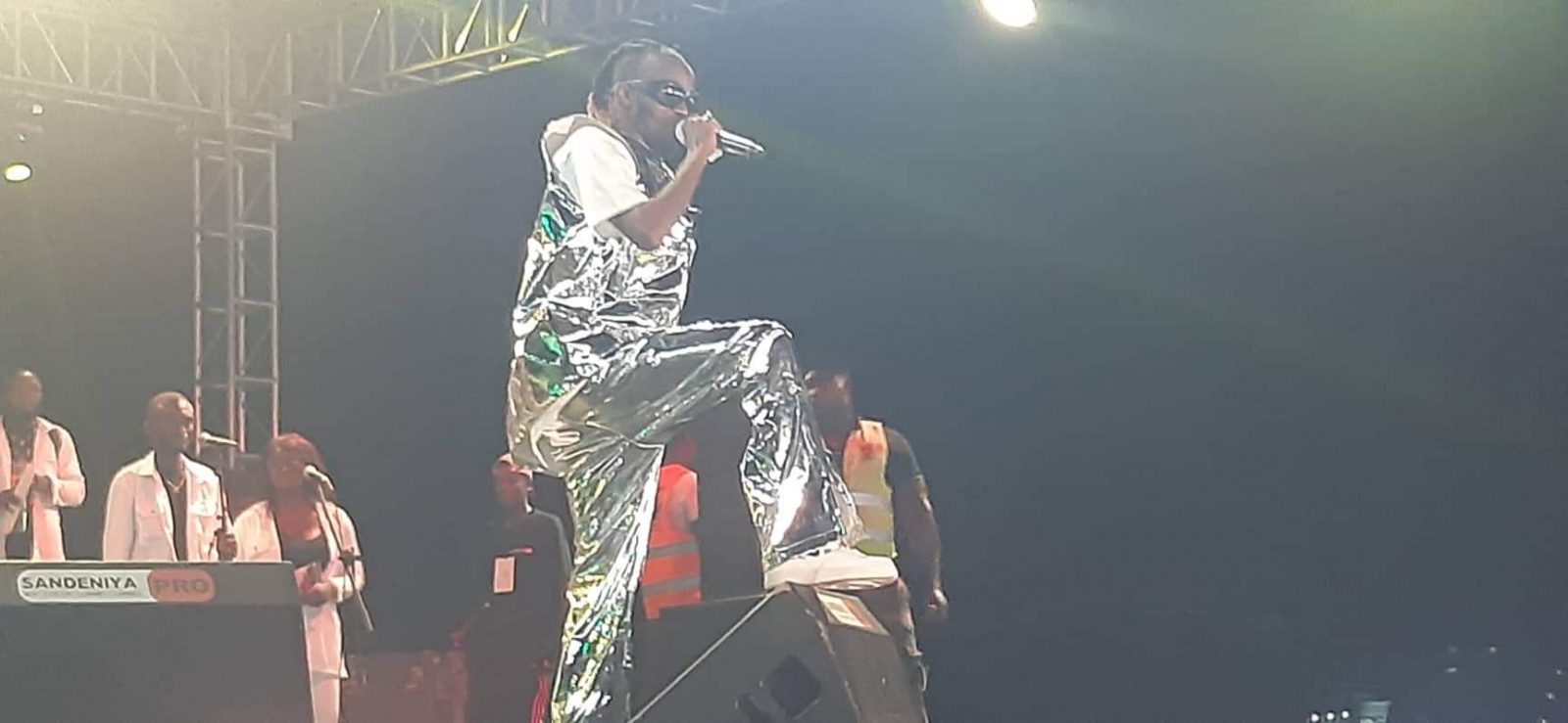 La dédicace de l'album "Sabou no weli"de Saifond Baldé a été une ...